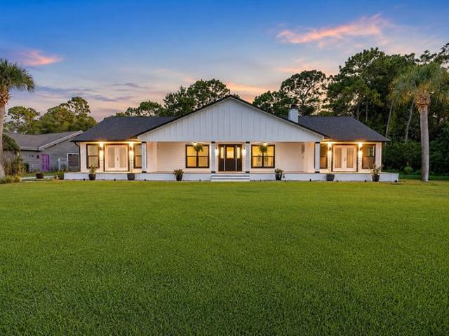 5575 N Shore Way, Pensacola, FL 32507