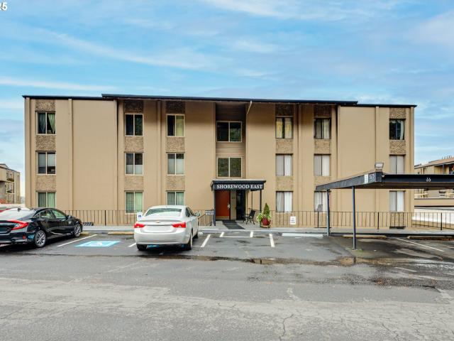 5575 E Evergreen Blvd, Unit 4103, Vancouver, WA 98661 | MLS #683191 | Compass