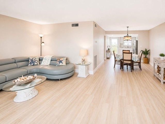 5575 Gulf Blvd Apt 421, Saint Pete Beach, FL 33706