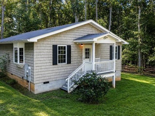 5575 Shiney Rock Rd, Clarksville, VA 23927