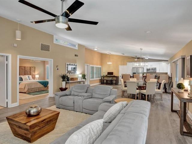 5577 Ainsley Ct, Boynton Beach, FL 33437