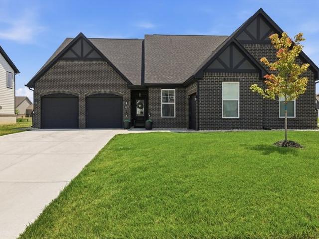 5577 Volanti Way, Greenwood, IN 46143