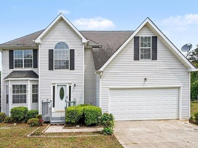 5578 Wellborn Creek Dr, Lithonia, GA 30058