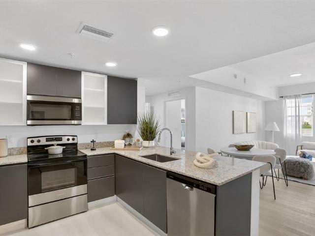 5579 Millennia Park Dr, Unit 422, Orlando, FL 32839 | MLS #S5148