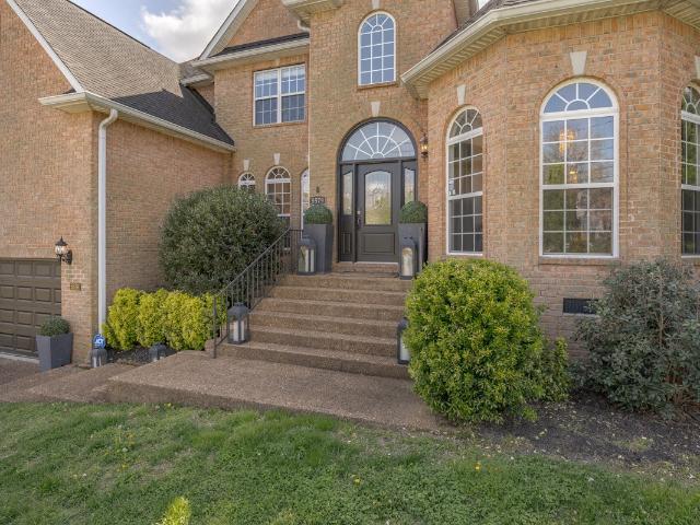 5579 Hill Rd