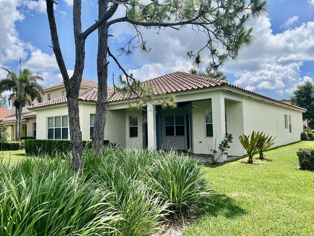 5579 55th Ave, Vero Beach, FL 32967