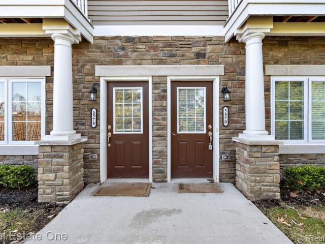 5570 arbor chase drive