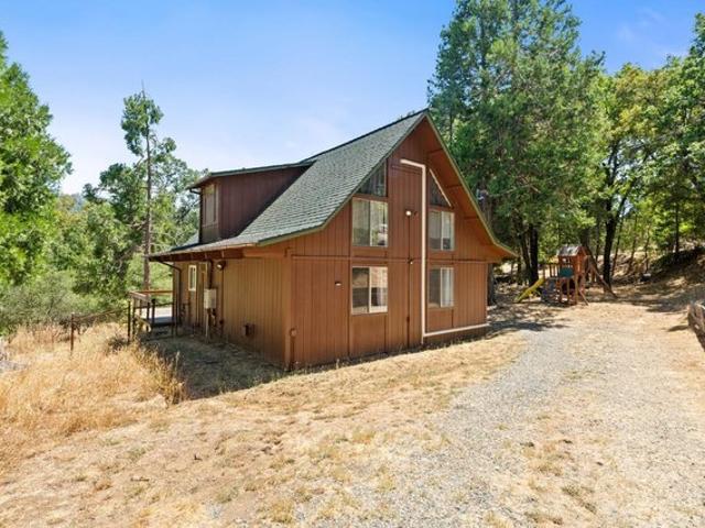 5570 Grayling Rd, Mariposa, CA 95338