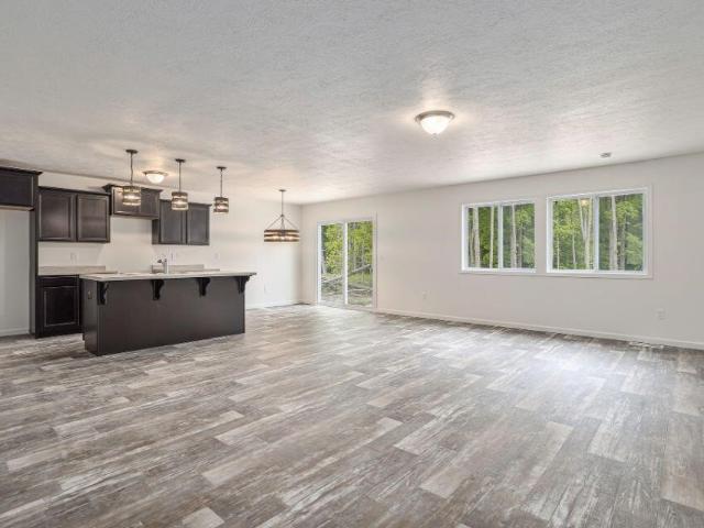 5571 Mammoth Drive
