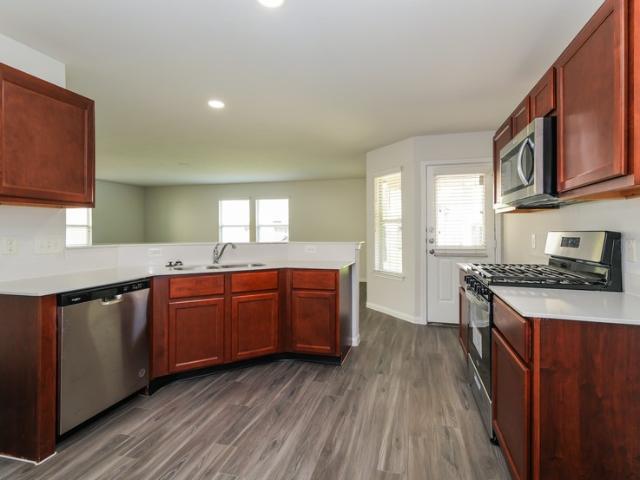 5571 Latta Plantation Drive