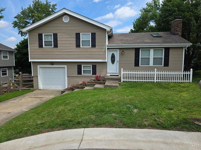 5572 Creekwood Cir, West Chester, OH 45069
