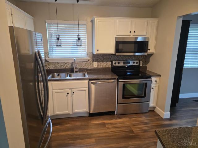 5572 Creekwood Circle