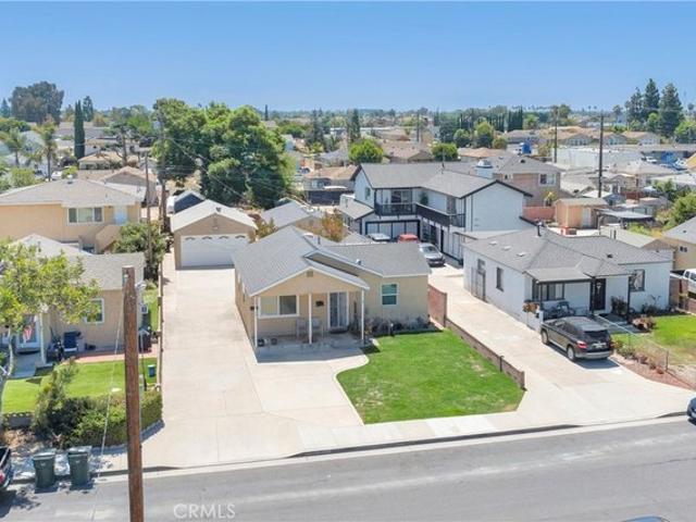 5572 Saint Ann Ave, Cypress, CA 90630