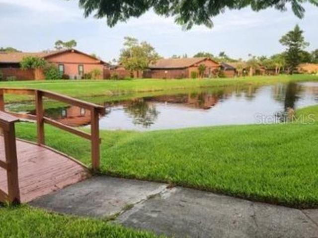 5573 Foxlake Dr, North Fort Myers, FL 33917