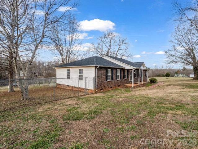 5573 Lennox Drive