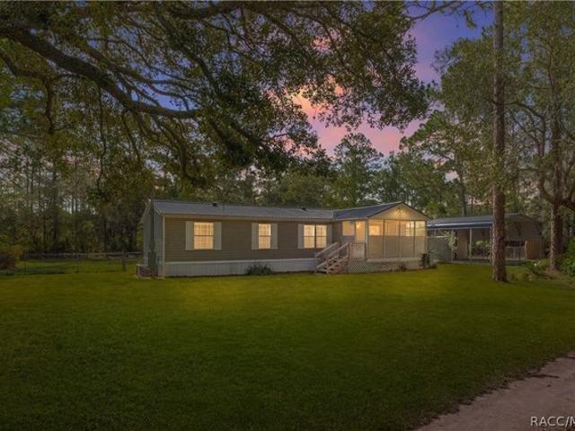 5573 S Will Pt, Homosassa, FL 34446