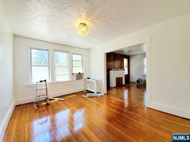 557 Grand Avenue # 2nd FL