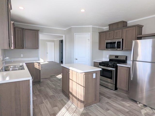 557 Delaware Unit 557, Belleville, MI 48111