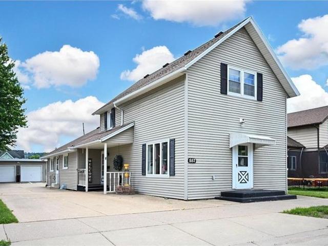 557 E 2nd St, Winona, MN 55987