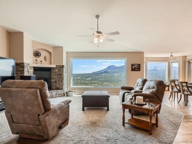 557 Highpoint Circle