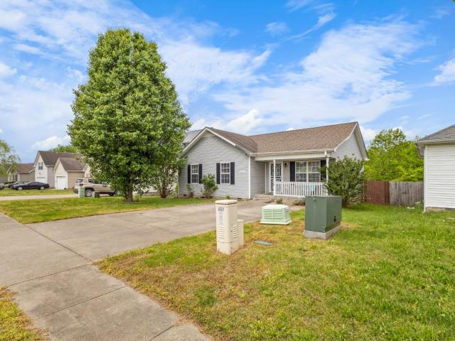557 Oakmont Dr