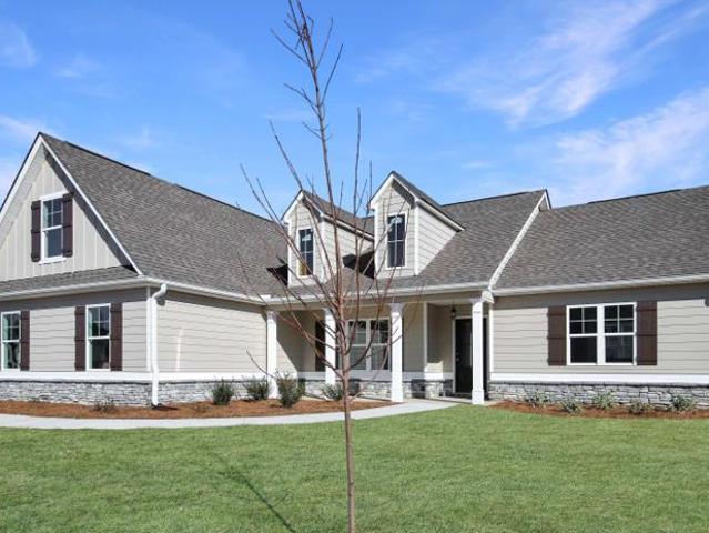 557 Lago Ct #54, Lagrange, GA 30241