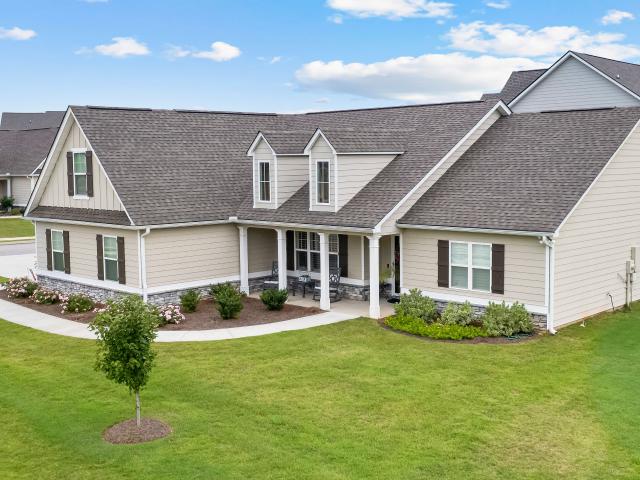 557 Lago Ct, LaGrange, GA 30241 | MLS #10707