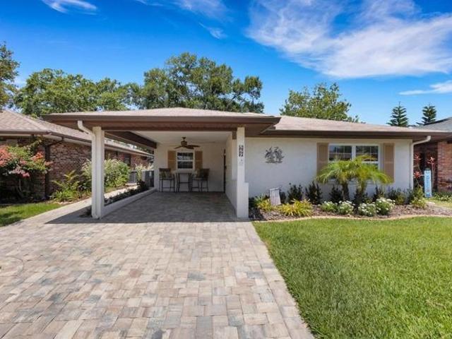 557 Lake Mystic Ln, Lakeland, FL 33813