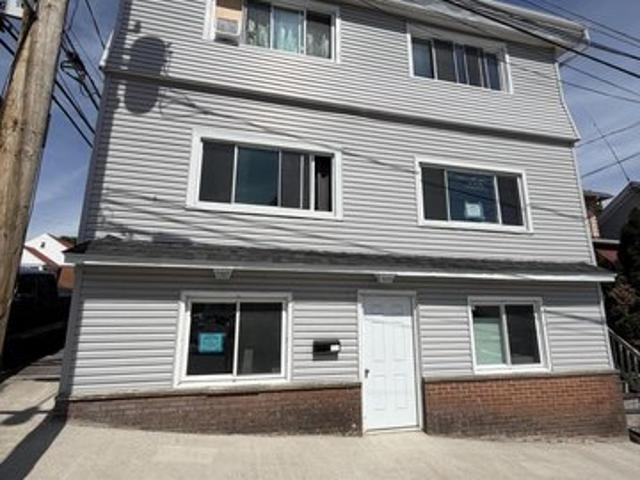557 N Wyoming St, Hazleton, PA 18201