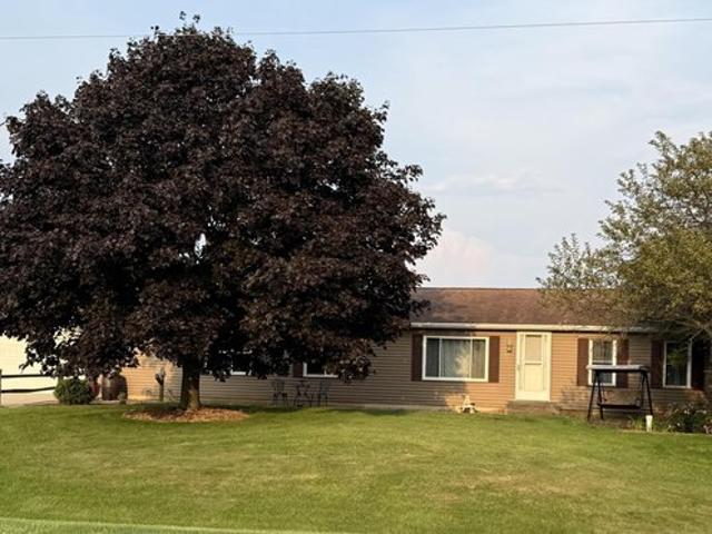 557 N Fail Rd, La Porte, IN 46350