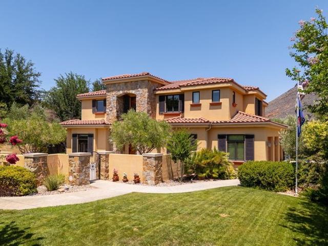 557 S Woods View Cir, Saint George, UT 84770