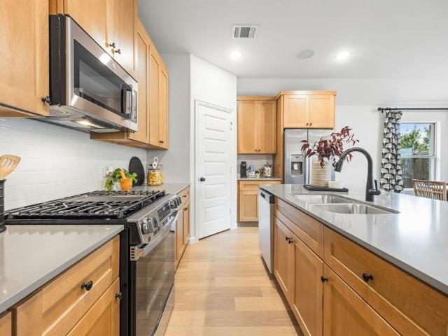 557 Stone Hollow Drive