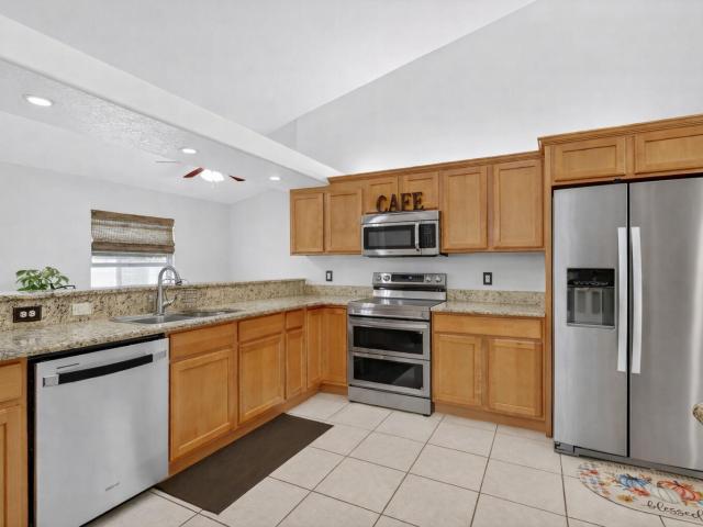 557 SW Halkell Ave, Port St. Lucie, FL 34953 | MLS #B26000