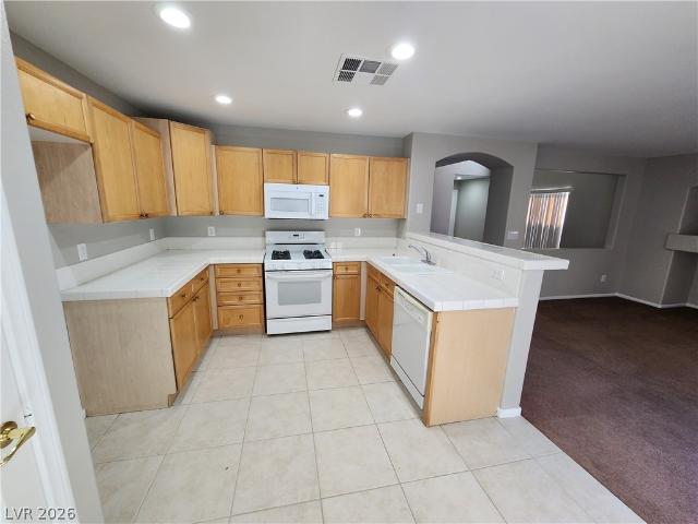 557 Poplar Leaf Street