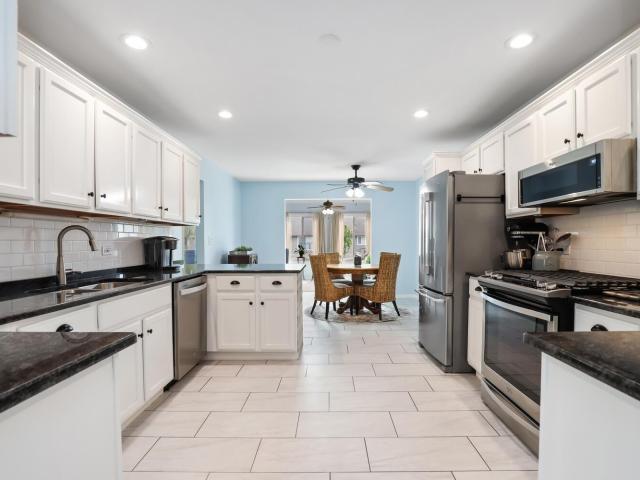 557 Rose Bush Lane