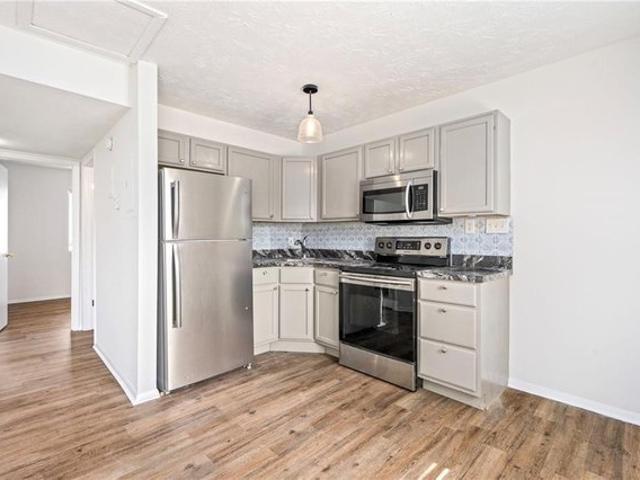 557 W Glenn Ave Apt B301, Auburn, AL 36832