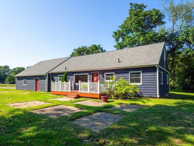 557 W James St, Lawrence, MI 49064