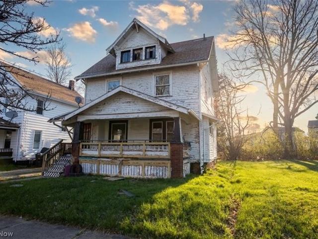 557 Wildwood Ave, Akron, OH 44320