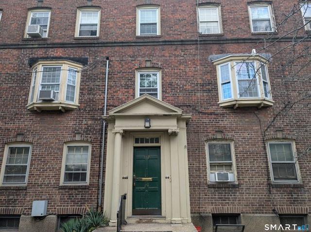 557 Wilmot Ave Apt 6, Bridgeport, CT 06607