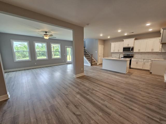 557 Twyla Dr