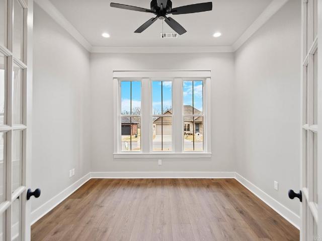 557 Valley Oak Drive