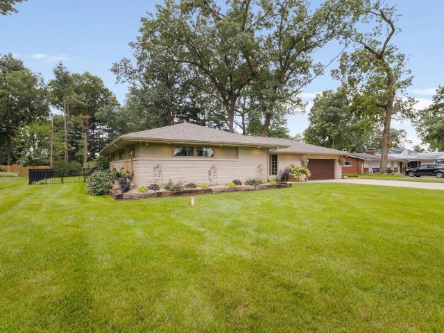 55844 Oak Lane