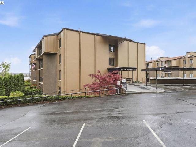 5585 E Evergreen Blvd, Unit 5305, Vancouver, WA 98661 | MLS #238746 | Compass
