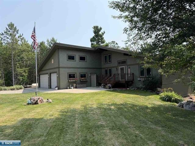 5586 Pine St, Tower, MN 55790
