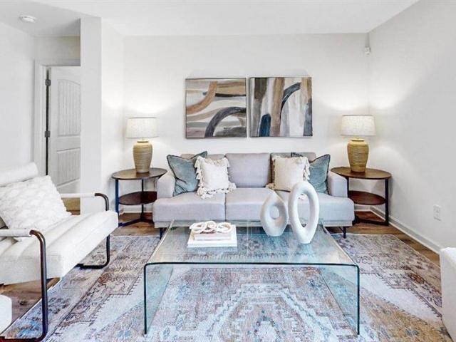 5586 Post Oak Trail