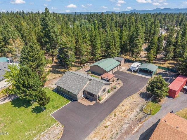 55872 Wood Duck Dr, Bend, OR 97707