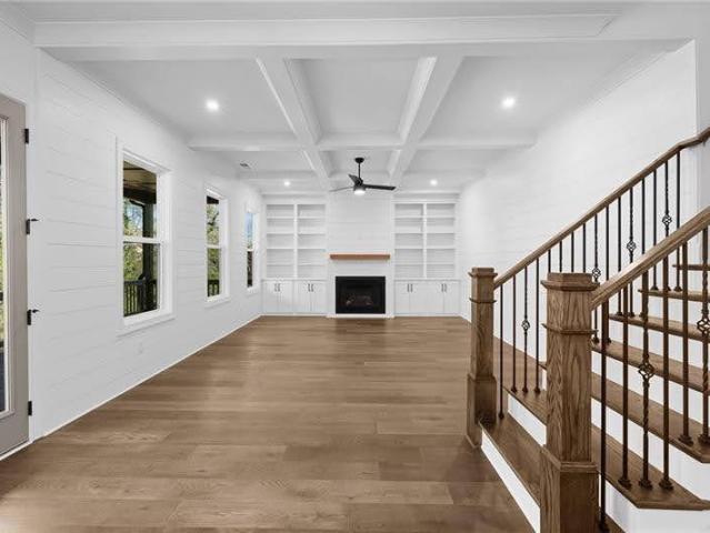 5587 Meadowstone Walk