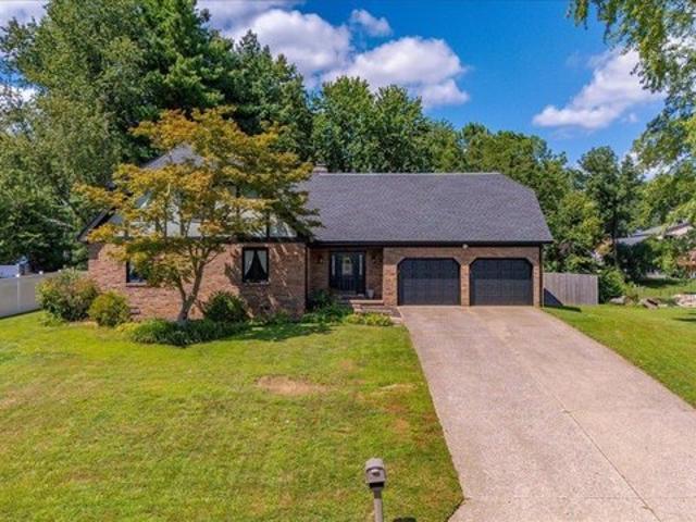 5588 Sherwood Ct, Newburgh, IN 47630