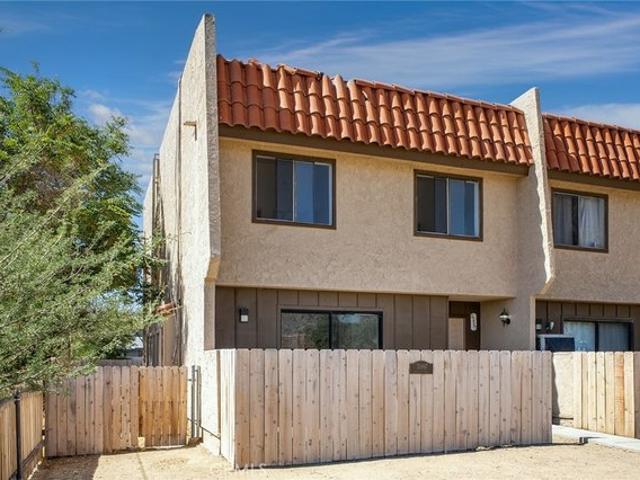 55897 Santa Fe Trl, Yucca Valley, CA 92284