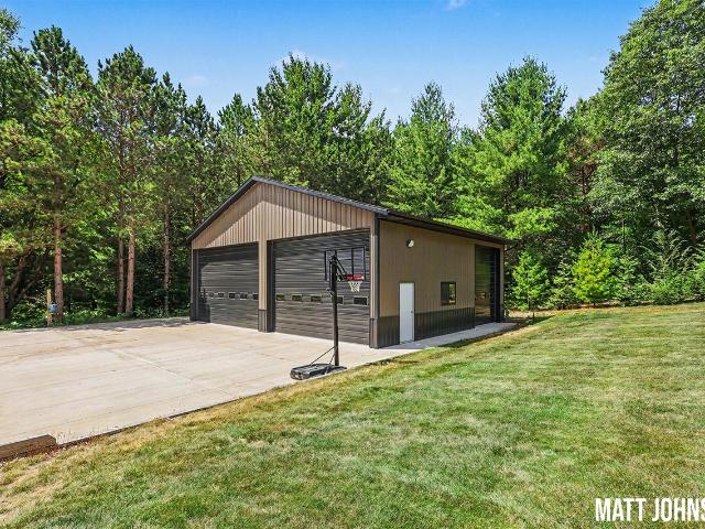 5589 Heritage Drive